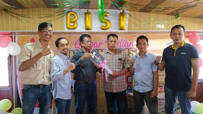 Gebyar Undian Berhadiah, PT Bisi Internasional Serahkan Motor ke Petani ...
