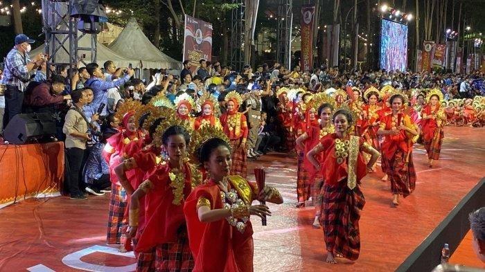 Penari Terbaik se-Indonesia Unjuk Gigi di Depan 85 Wali Kota se ...