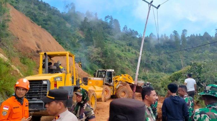 BREAKING NEWS: Korban Meninggal Akibat Longsor di Bonglo Luwu Bertambah Satu Orang - Tribun ...
