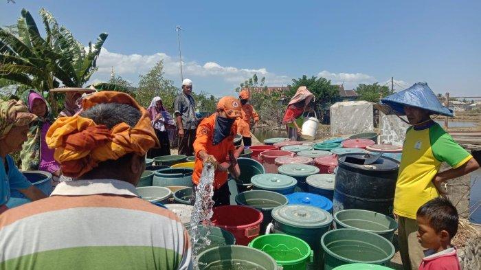 Sejak September, BPBD Maros Salurkan 1,2 Juta Liter Air Bersih untuk Warga 9 Kecamatan - Tribun ...