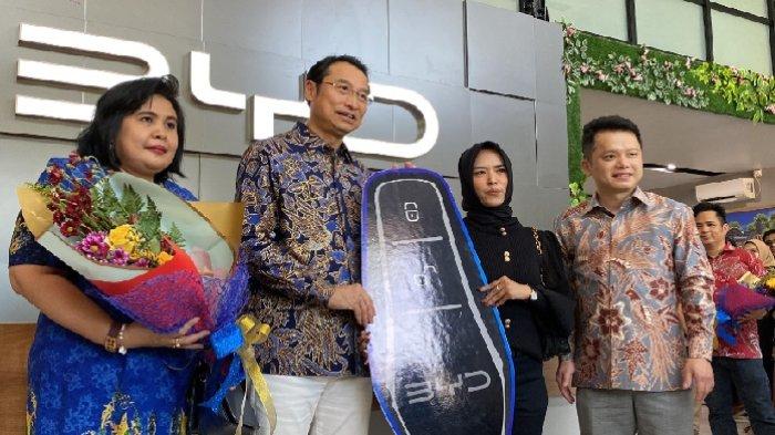 Perluas Jangkauan di Indonesia Timur, BYD Haka Auto Buka Showroom di ...