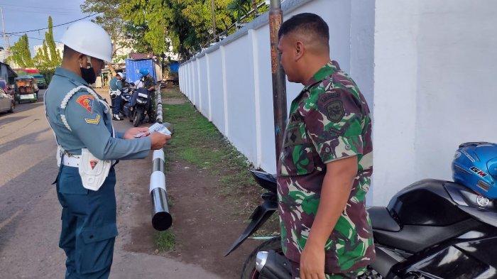 Foto: Pomal Lantamal VI Makassar Gelar Operasi Penegakan Ketertiban ...