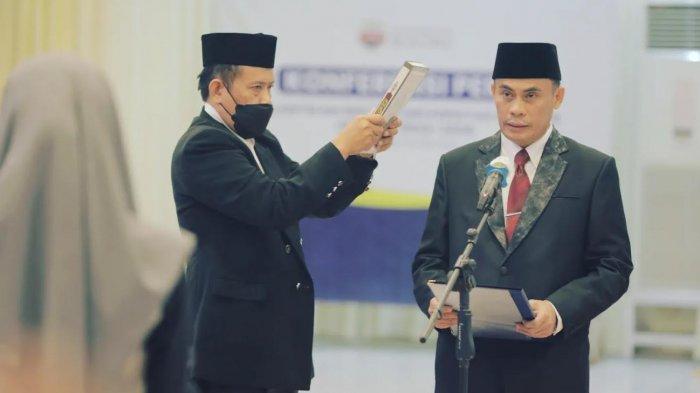 Foto Prof Batara Surya Resmi Dilantik Menjadi Rektor Baru Unibos - Tribun-timur.com