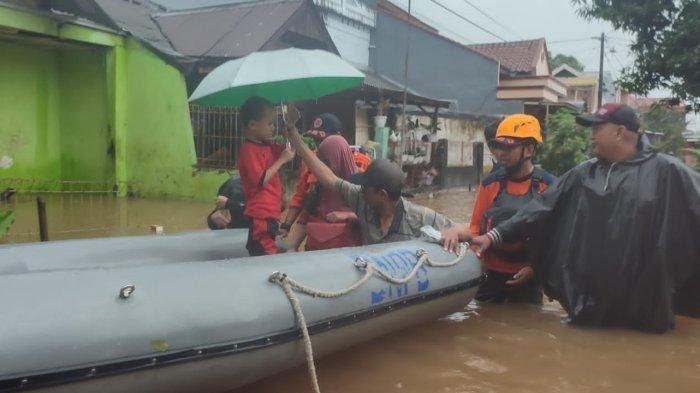 Siapkan Tas Siaga, Makassar Terancam Banjir - Tribun-timur.com