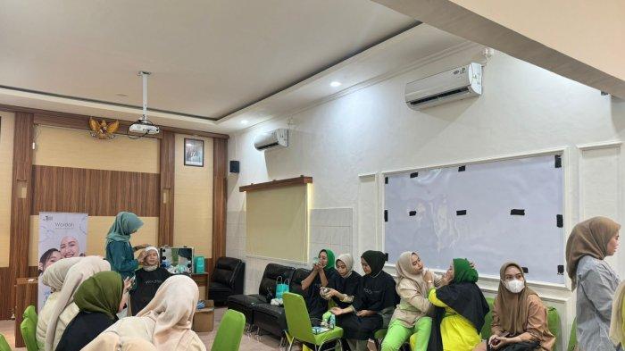 Wardah Cosmetics dan RS Ibu dan Anak Masyita Gelar Color Expert Class ...