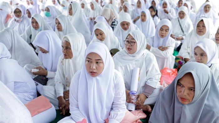 Emak-emak Luwu Utara Gelar Dzikir dan Doa untuk Ganjar Pranowo Presiden 2024 - Tribun-timur.com