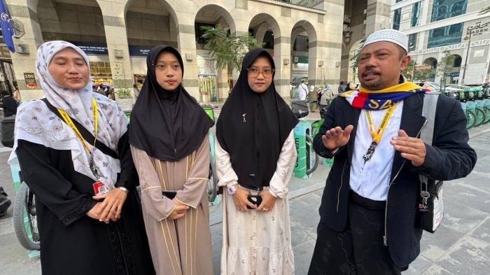 Bagaimana Rasanya Naik Haji Bersama Keluarga? Jamaah Embarkasi ...