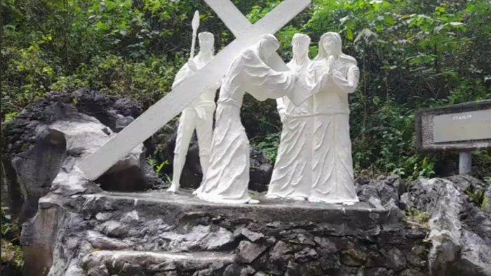 Sa'pak Bayo-bayo Sangalla, Destinasi Wisata Religius Toraja yang ...