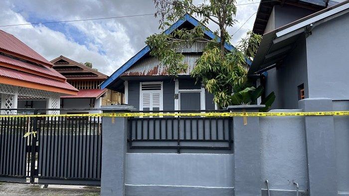 Polisi Segel Rumah di Jl Nanakan Palopo, Diduga Milik Pelaku Pembunuhan Feni Ere - Tribun-timur.com