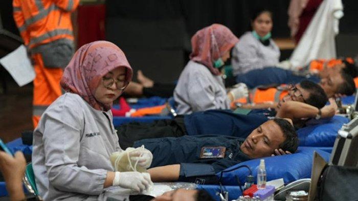 Semen Tonasa Gelar Donor Darah dan Pemeriksaan Kesehatan Mata Gratis - Tribun-timur.com