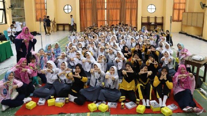 PLN UID Sulselrabar Sosialisasi PLN Mobile di SMA 17 Makassar - Tribun ...