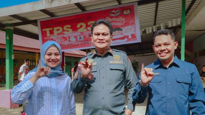 Harapan Bupati Barru Suardi Saleh Setelah Mencoblos di TPS 23 Sumpang ...