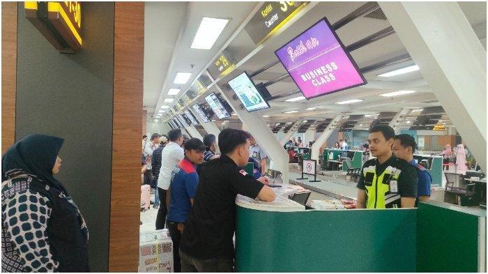 H+6 Natal, Penumpang Bandara Internasional Sultan Hasanuddin Turun 26 Persen - Tribun-timur.com