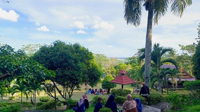 Destinasi Wisata Batu Pake Gojeng Sinjai Ramai Pengujung Akhir Pekan ...
