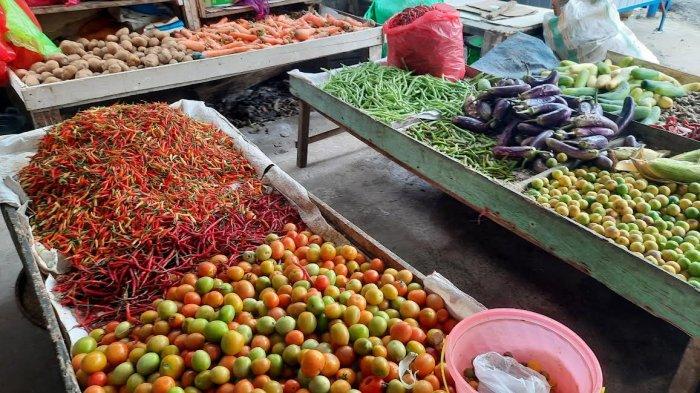 Harga Cabai Makin Pedas Jelang Natal di Bone,Tembus Rp90 Ribu Per Kg! Pembeli di Pasar Pagi ...