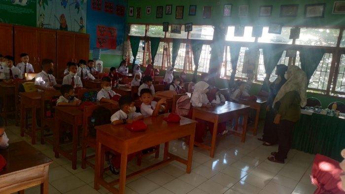 58 Siswa Baru SD Inpres Perumnas Antang 1 Ikut MPLS - Tribun-timur.com