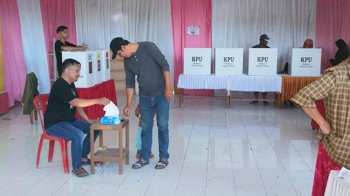 TPS 04 Bontotangnga Jeneponto Juga PSU, Ada 3 Kotak Suara - Tribun ...