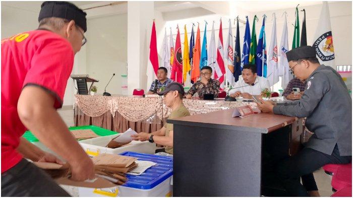 KPU Jeneponto Buka Kembali Box Hasil Pemilu 2024 - Tribun-timur.com