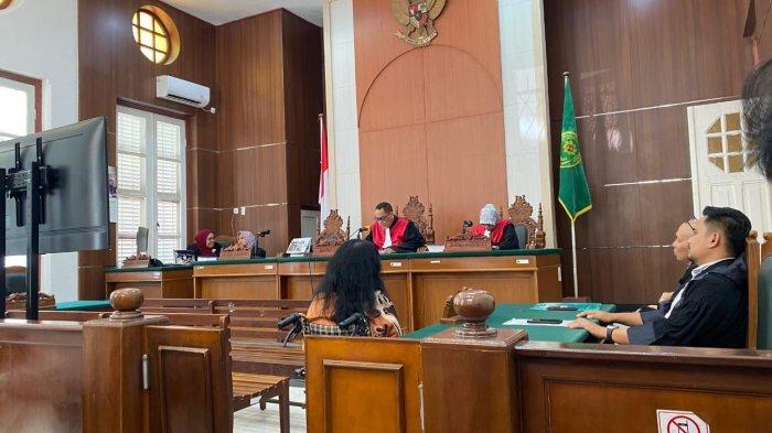 Hakim Perintahkan Surat Palsu Anna Maria Kondoy Dimusnahkan, Jaksa ...