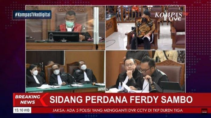 Kuasa Hukum Ferdy Sambo 'Serang' JPU Saat Singgung Pakaian Putri di Sidang, Kamaruddin Bertindak ...