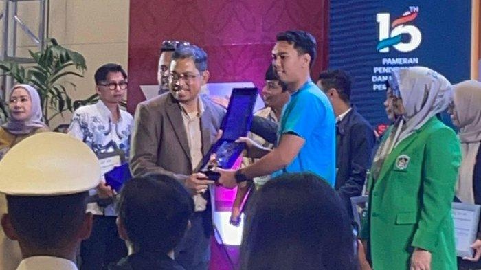 UT Makassar Juara 2 Stand Terbaik Sulawesi Education and Techno Expo 2025 - Tribun-timur.com