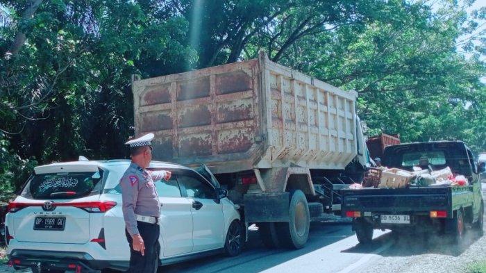 Tabrakan Beruntun di Tarengge Lutim, 2 Penumpang Dilarikan ke RSUD Wotu - Tribun-timur.com
