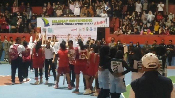 Tim Basket Putri Kantongi Emas Usai Gilas Tuan Rumah Sinjai di Porprov Sulsel 2022 - Tribun ...