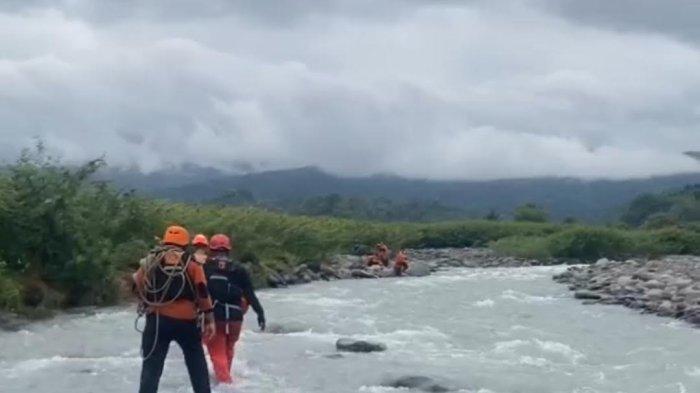 Satu Korban Longsor di Parangloe Gowa Ditemukan Meninggal Dunia, Satu Masih Dicari - Tribun ...