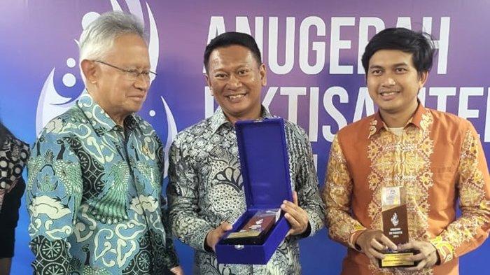 Unhas Raih 4 Penghargaan Bergengsi Anugerah Dikti Saintek 2024 - Tribun-timur.com