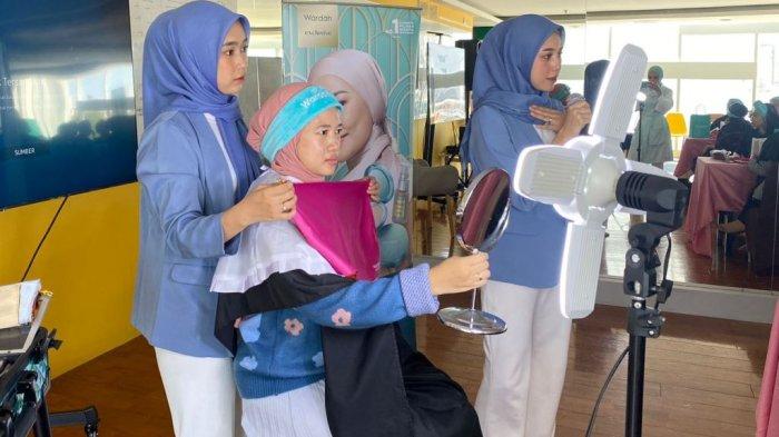 Manajemen Kalla Land & Property Bersama Wardah Beauty Gelar Color ...