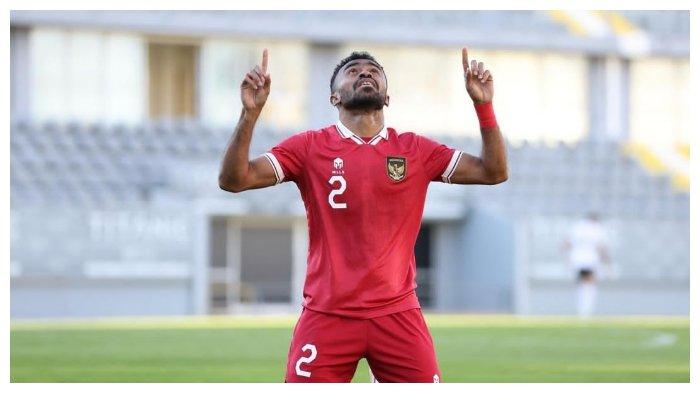 Yakob Sayuri Diganjar Kabar Gembira Jelang Laga PSM vs Persebaya Pekan ...