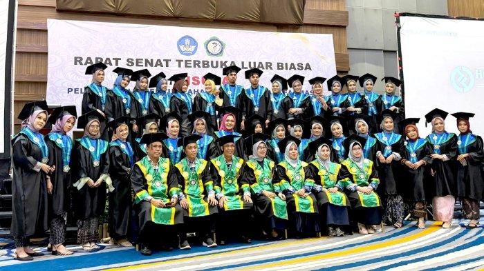 Akademi Farmasi Yamasi Lepas 121 Wisudawan - Tribun-timur.com