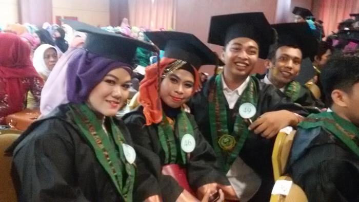 698 Peserta, Ini Wisudawan Terbaik UIN Alauddin Hari Ini - Tribun-timur.com
