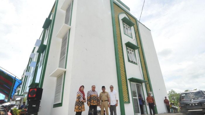 Wagub Sulsel Resmikan Rusunawa Ponpes Modern Rahmatul Asri Maroanging ...