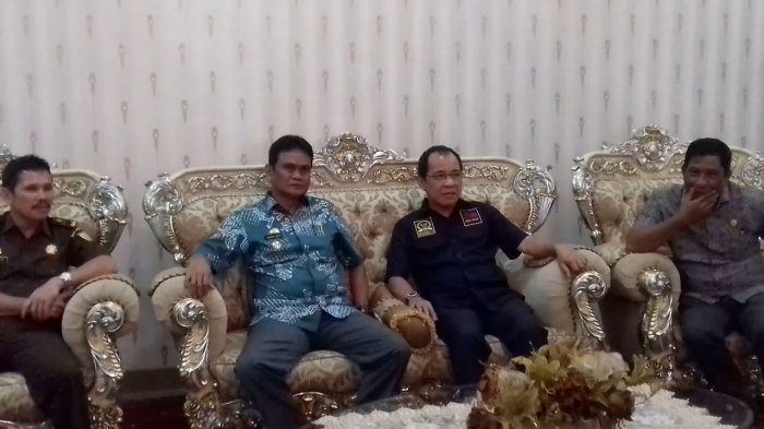 VIDEO: Begini Penjelasan Akbar Faisal Terkait SK Bupati Barru Definitif - Tribun-timur.com
