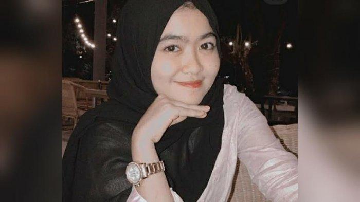 Punya Karakter Seperti Orang Makassar, Mahasiwi Asal Maros Ini Idolakan Ferdinand Sinaga ...