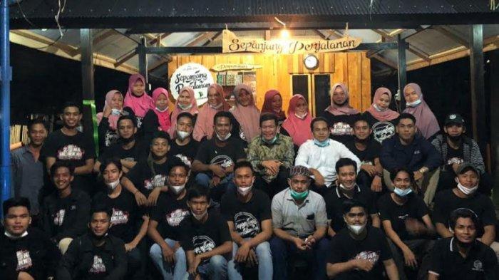 Resmikan Taman Baca, Azhar Arsyad Serukan Kesadaran Pendidikan di ...