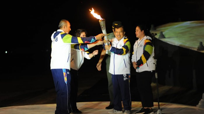 Api Abadi Mrapen - 7 Putri Indonesia Hadir saat Pengambilan Api Asian ...
