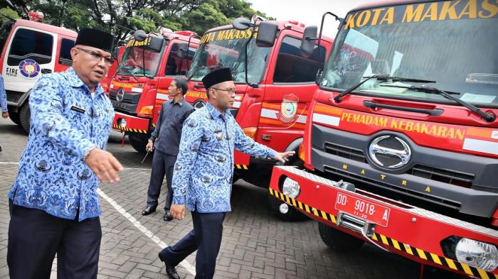 VIDEO: Kecanggihan Armada Baru Damkar Makassar - Tribun-timur.com