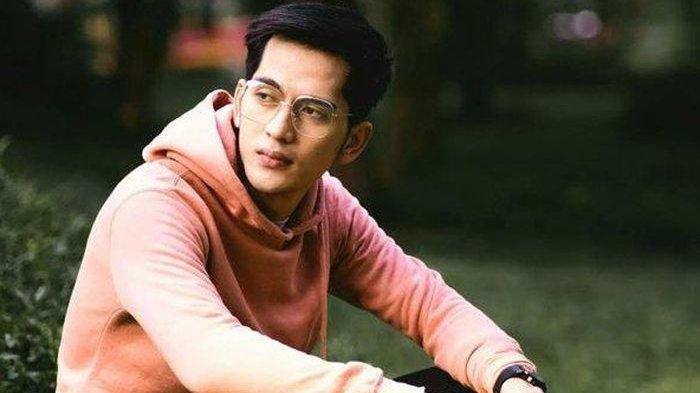 Pusing Bayar Cicilan Rp 20 Juta Sebulan, Artis Ganteng Ini Nggak Malu ...