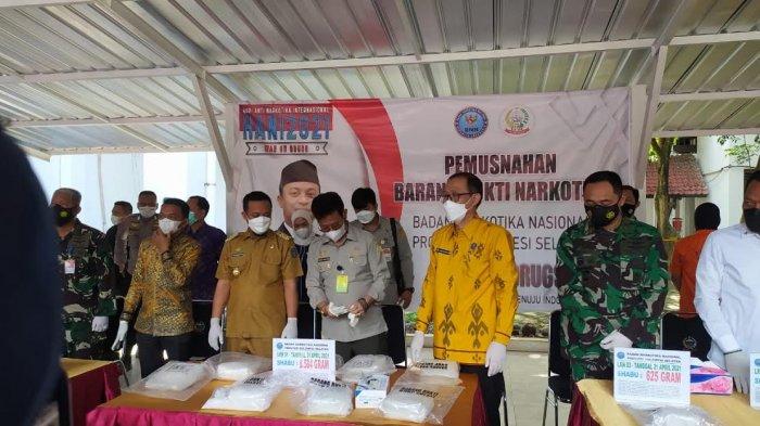BNNP Sulsel Sita 14 Kg Sabu di Tahun 2021, Kasus di Parepare dan Sidrap Mendominasi - Tribun ...