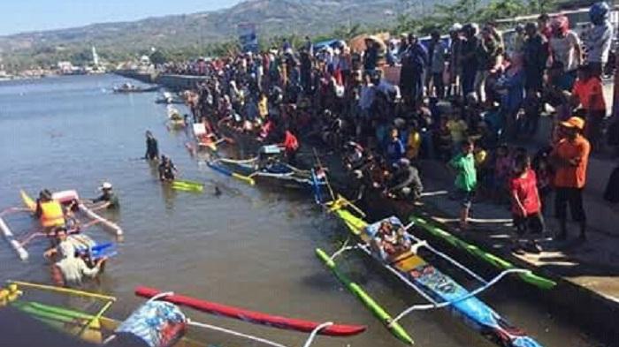 Ada Lomba Balap Perahu di Pantai Seruni Bantaeng - Tribun-timur.com