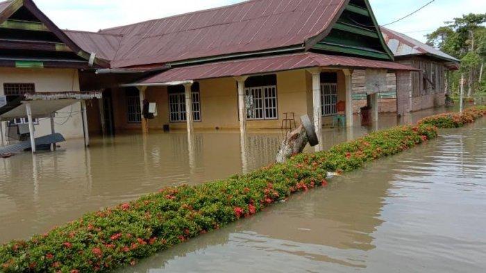 7 Desa di Malangke Barat Luwu Utara Masih Terendam Banjir, Sebagian ...