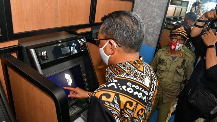 Gubernur Sulsel Resmikan ATM Center Bank Sulselbar - Tribun-timur.com