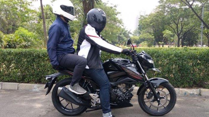 Saat Dibonceng Motor Tangan Anda Pegang Besi Belakang? Waspada Justru Berbahaya, Ini Fungsi ...