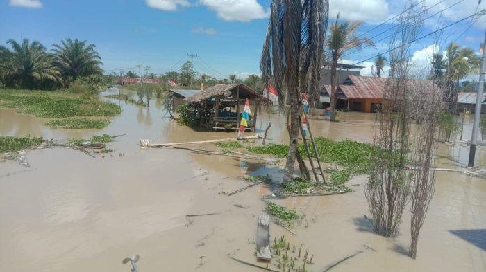 Korban Banjir Malangke Barat Luwu Timur Butuh Air Bersih - Tribun-timur.com