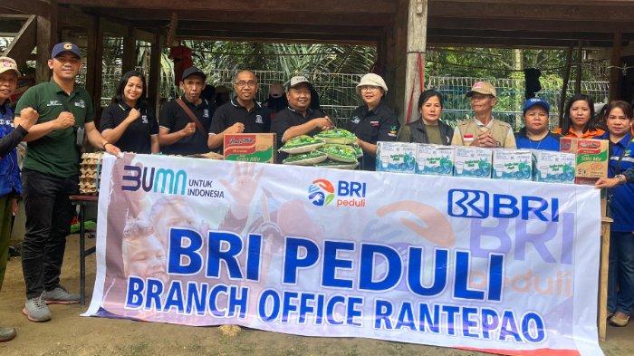 BRI Rantepao Salurkan Bantuan Sembako untuk Korban Longsor - Tribun ...