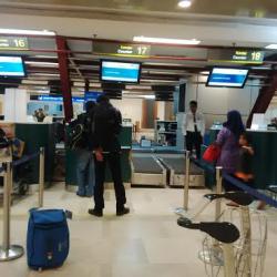 Tanpa Antrean di Check In Counter Garuda Indonesia - Tribun-timur.com