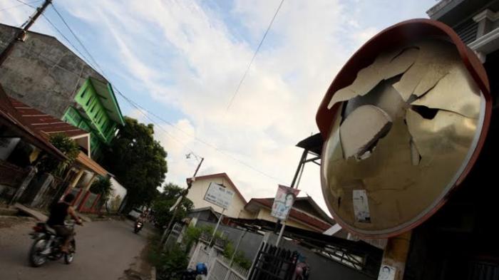 Beginilah Cermin Cembung Tikungan di Kota Makassar - Tribun-timur.com