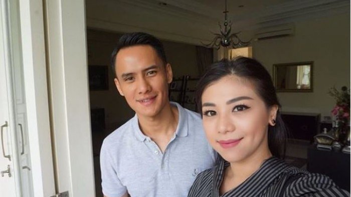 Sempat Dikabarkan Pindah Agama, Begini Penampilan Istri Cantik Choky ...